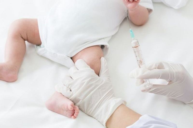 OMS: Vaccinati nou-nascutii conform graficului de imunizare in timpul ...